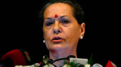 Sonia approves Congress solo fight in West Bengal | Kolkata News - The ...