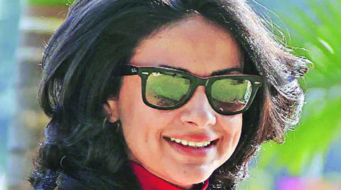 AAP sounds Gul Panag about Lok Sabha poll, father says decision soon ...