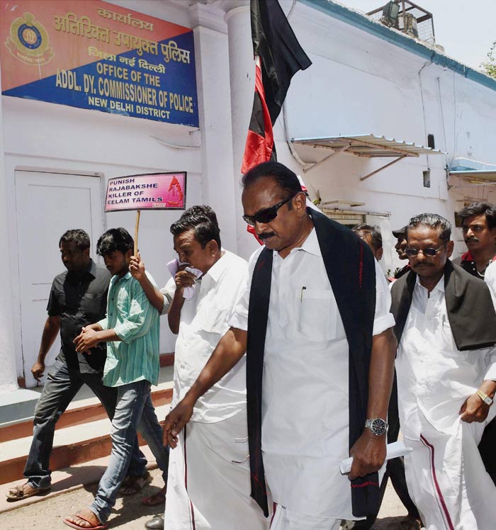 Vaiko, pro-Tamil leaders cut cake to celebrate Prabhakaran’s 60th birth ...