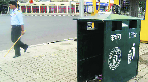BMC’s plan for new trash bins stuck | Mumbai News - The Indian Express