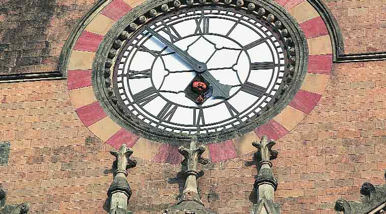 Its ace timekeeper set to retire, will city stand still? | Mumbai News ...