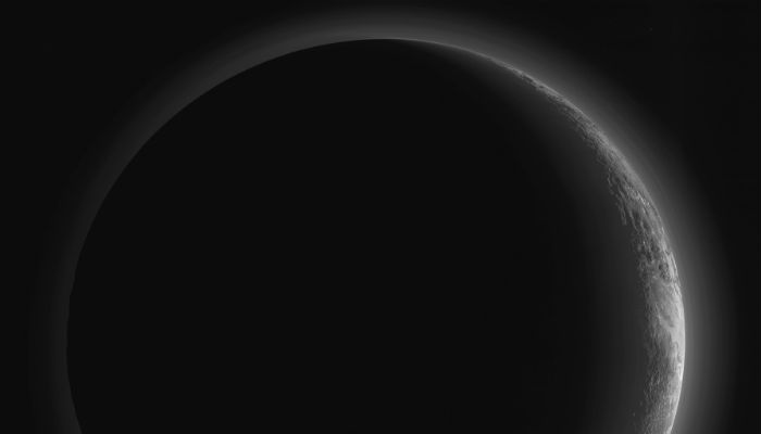 NASA releases stunning new picture of Pluto taken by New Horizons ...