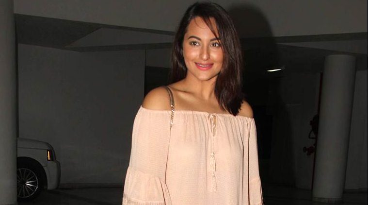 Social media trolls don’t affect Sonakshi Sinha | Bollywood News - The ...