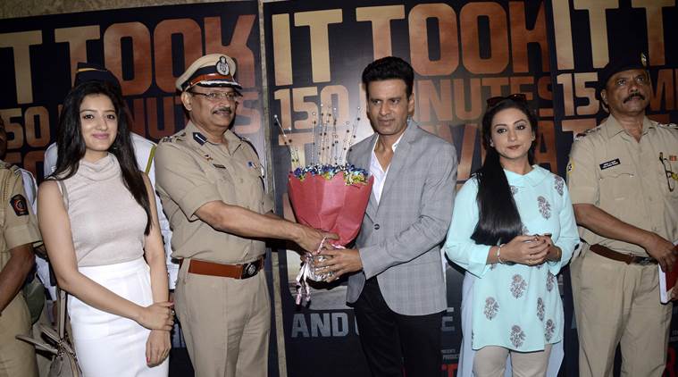 Manoj Bajpayee to gift reflective jackets to Mumbai traffic cops ...