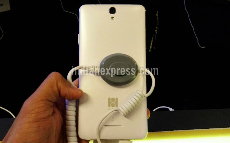 Hyve Mobility announces Buzz and Storm smartphones with pure Android ...