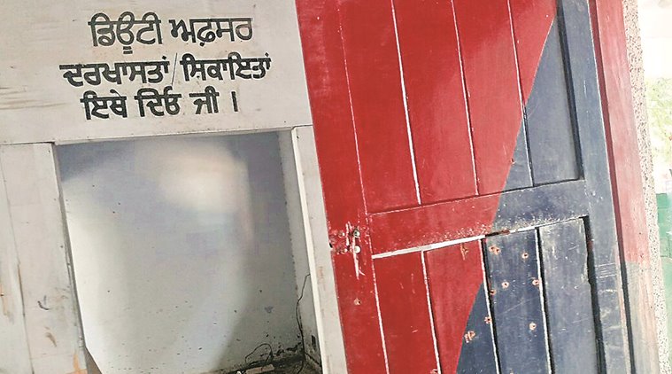 Dinanagar: Signs of terror attack intact, a police station turns into ...
