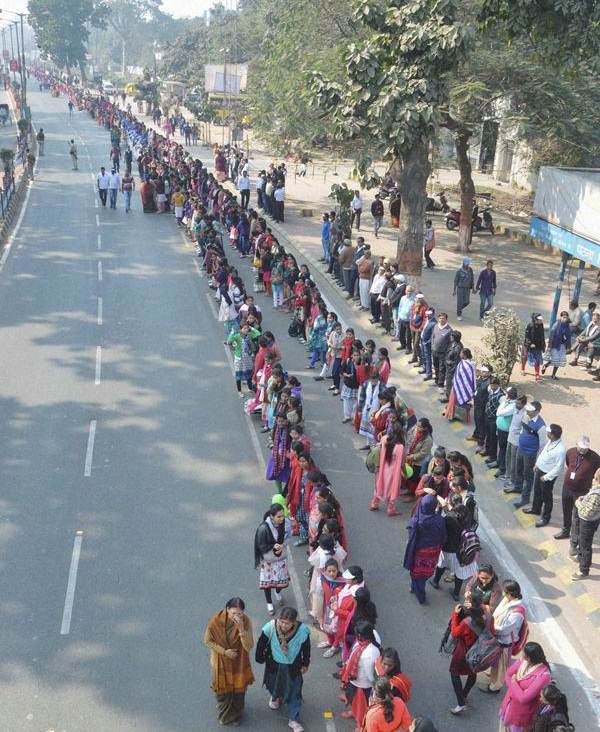 Bihar forms world’s largest human chain against alcoholism and liquor ...