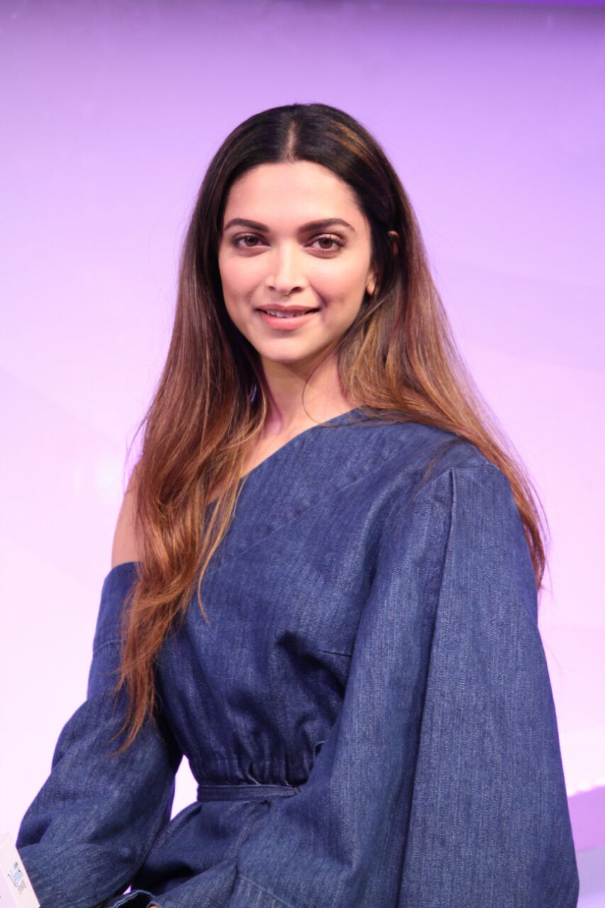 Deepika Padukone is not attending Oscars 2017. She says it as it is ...