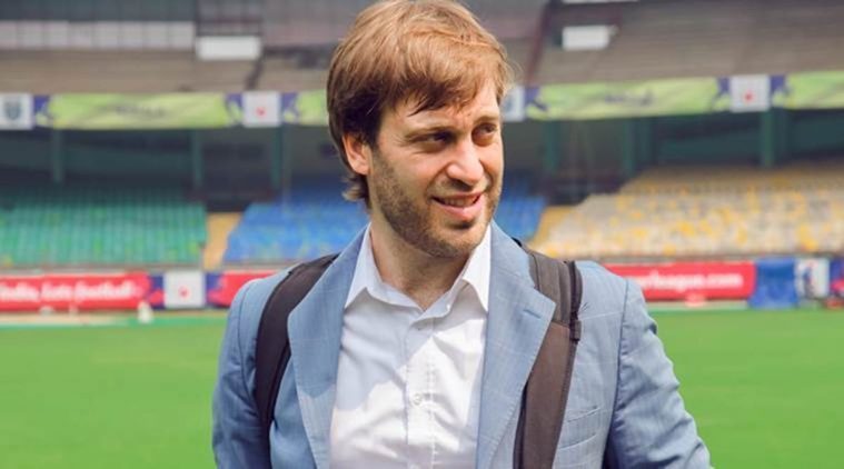 There were times where players changed next to rats: Javier Ceppi ...