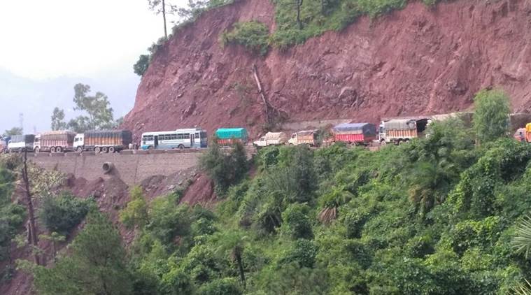 Landslide in Shimla: Traffic restored on Shoghi-Dhalli bypass | India News - The Indian Express