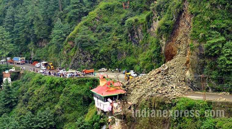 Massive landslide on Chandigarh-Shimla National Highway in Himachal, several vehicles buried ...