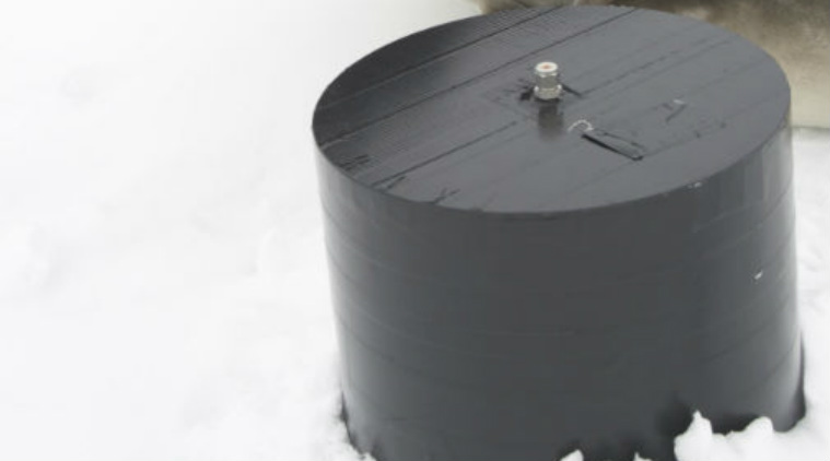 Living bacteria found in polar ice, raises possibility of life in icy ...