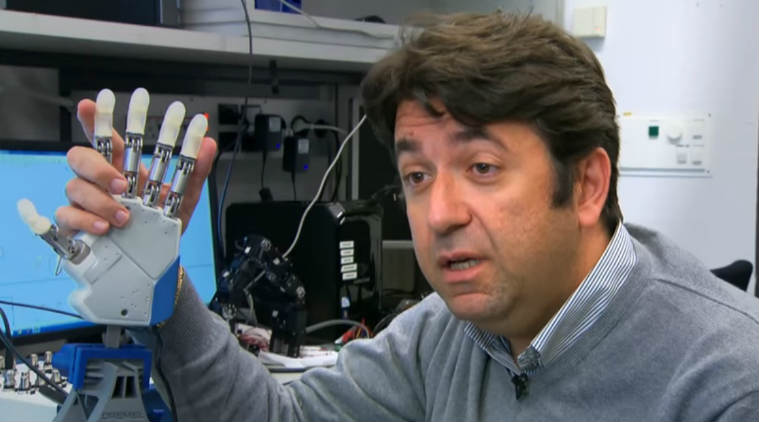 Portable bionic hand lets woman ‘touch’, 25 years after losing limb ...