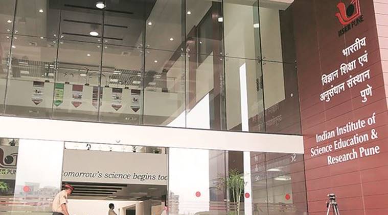 Pune: Class XI girls to get training from top women scientists | Pune ...