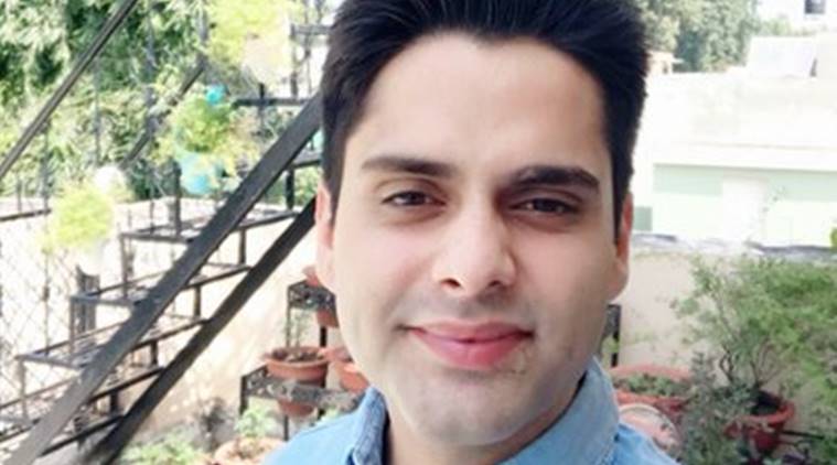 Video clip of Chandigarh DSP accompanying advocate Utsav Bains goes ...