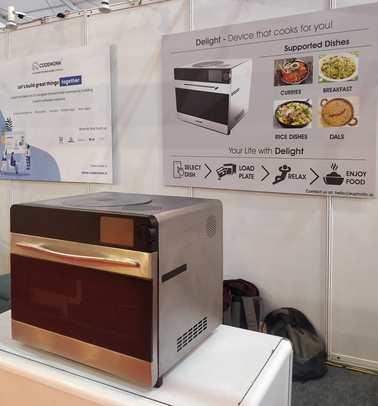 Cooking Robot Machine: Now, a cooking robot that promises to dish out ...