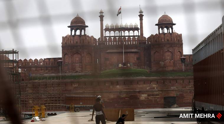 At Red Fort this Independence Day, no schoolchildren, police in PPE ...
