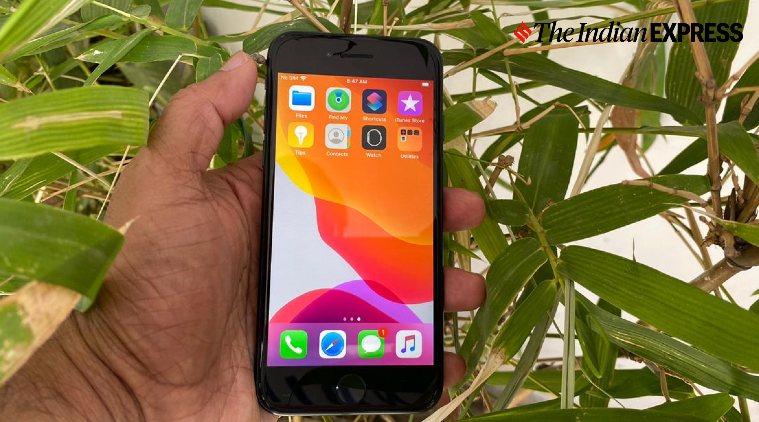 iPhone 12 Mini vs iPhone SE (2020): What’s different? | Technology News ...