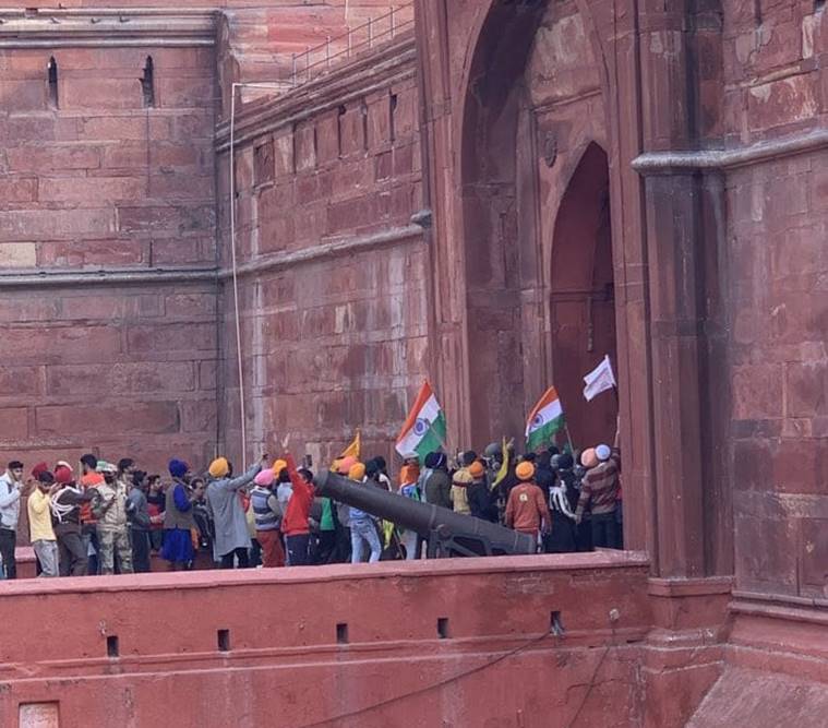 Farmers’ tractor rally Live Updates: One person killed at protests in ...