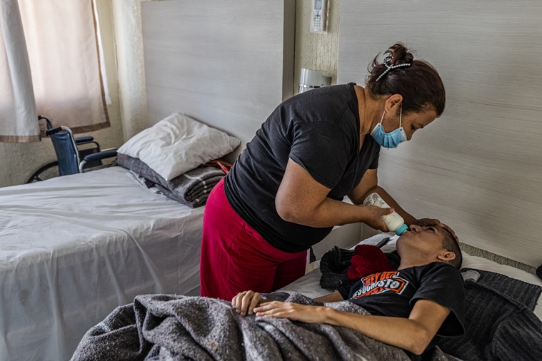 On Mexico’s border with US, desperation as migrant traffic piles up ...