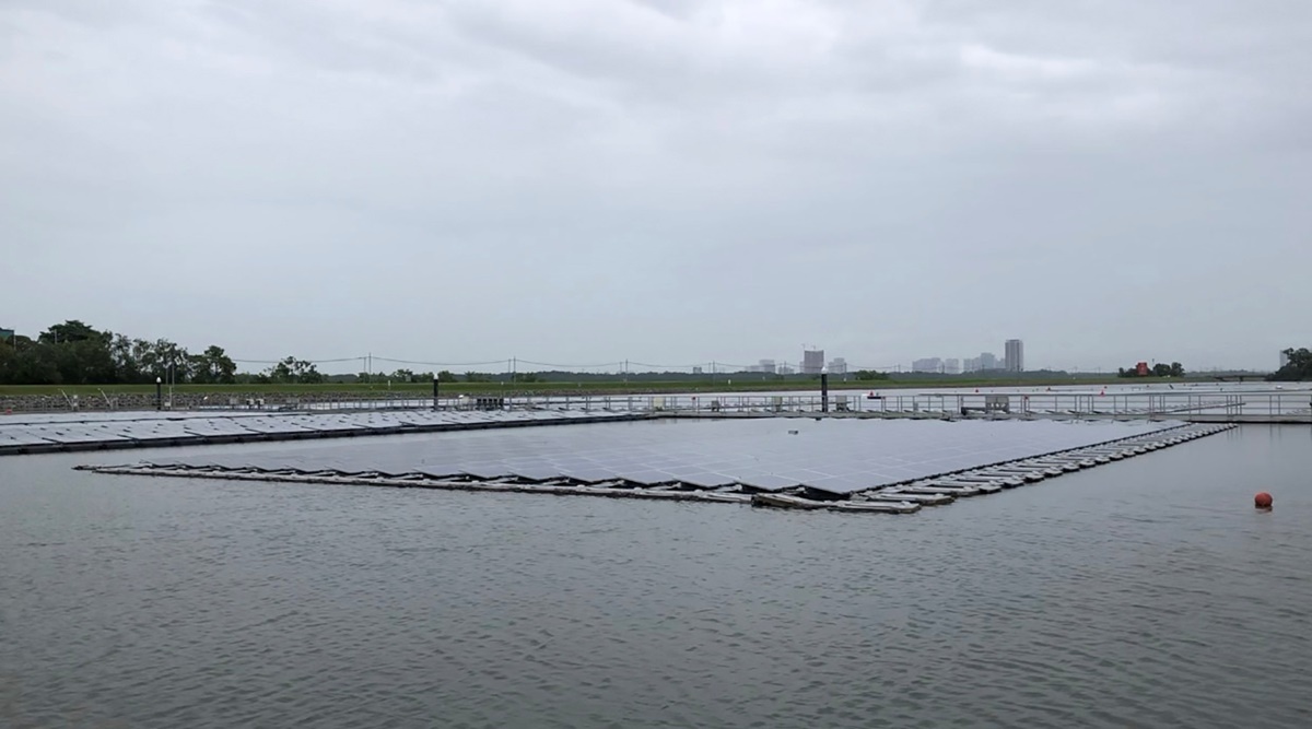 Singapore unveils one of the world’s biggest floating solar panel farms ...