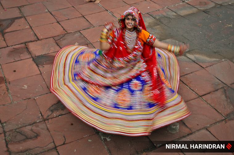 Garba dancers gear up to celebrate Navratri; Sonu Sood, PM Modi make a ...