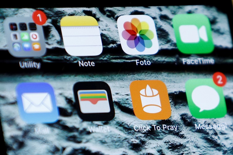 Click to Pray 2.0: Vatican app gets up close and personal with God ...