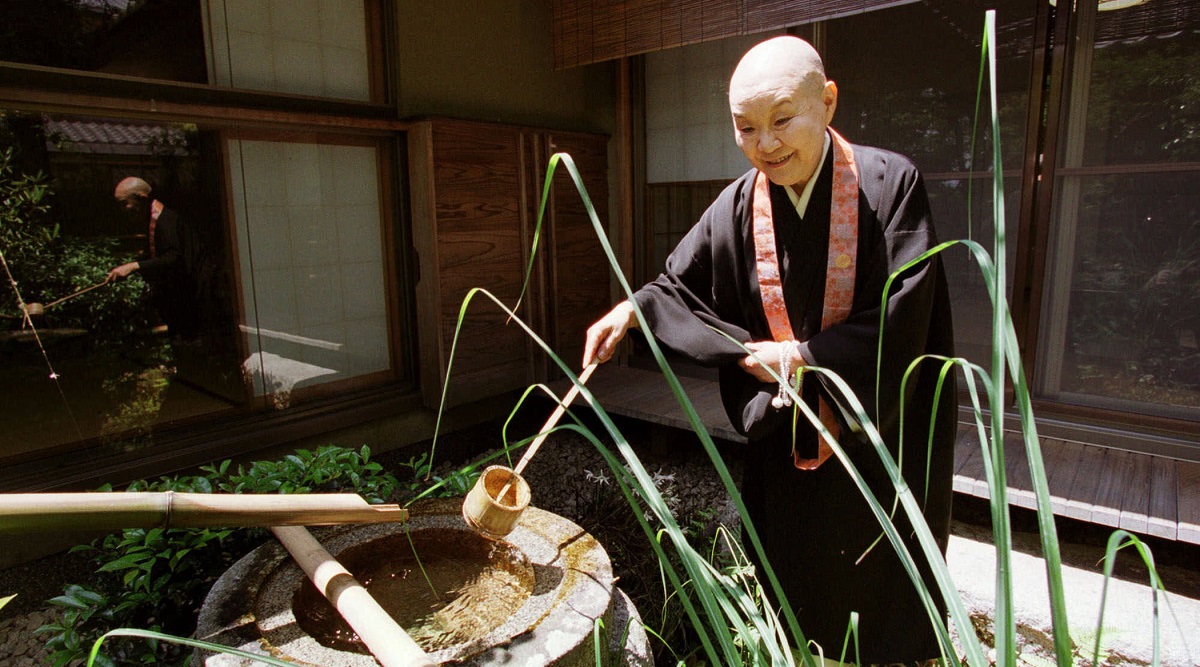 Jakucho Setouchi, 99, dies; Buddhist priest wrote of sex and love ...
