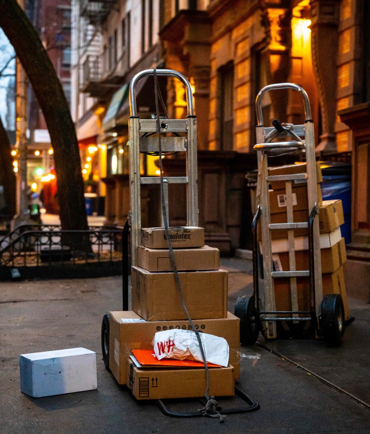 Why Christmas gifts are arriving on time this year | World News - The ...