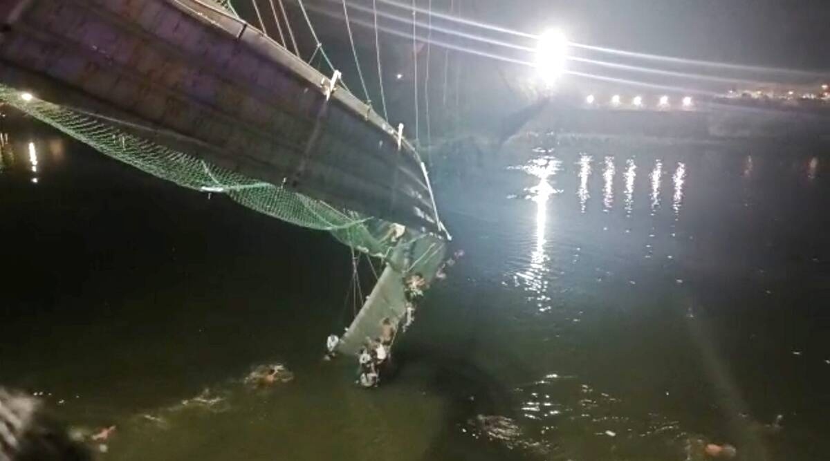 130 killed as bridge collapses in Gujarat, days after reopening | Ahmedabad News - The Indian ...