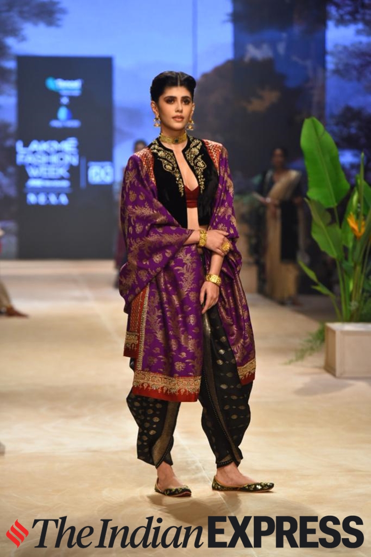 LFW 2022: Celebrity showstoppers who made heads turn on Day 2 | Fashion ...