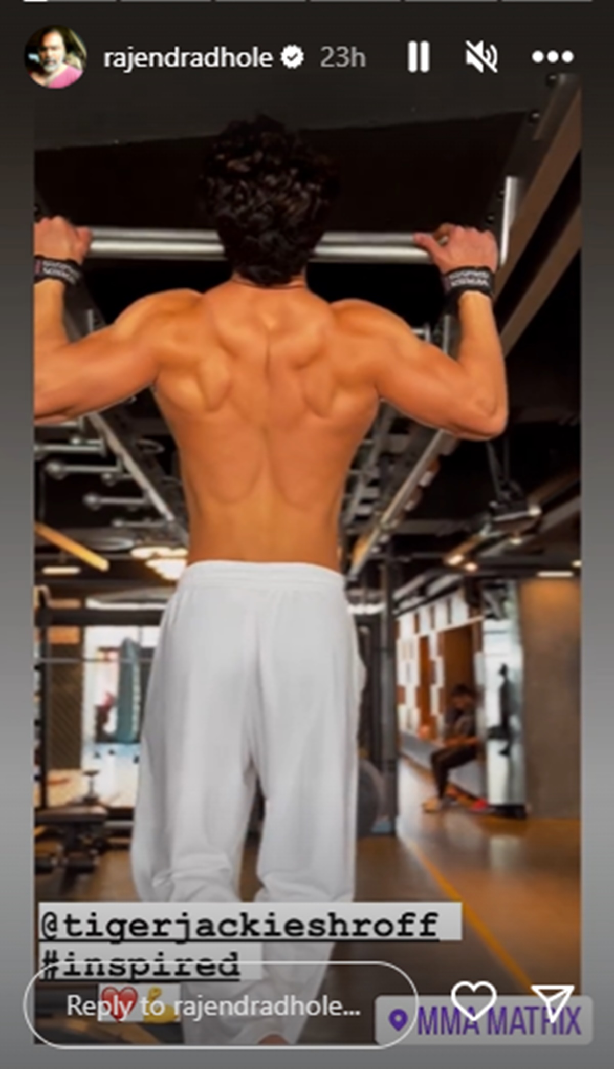 Watch: Tiger Shroff flexes his back muscles (and makes them pop) with effortless ease | Fitness ...