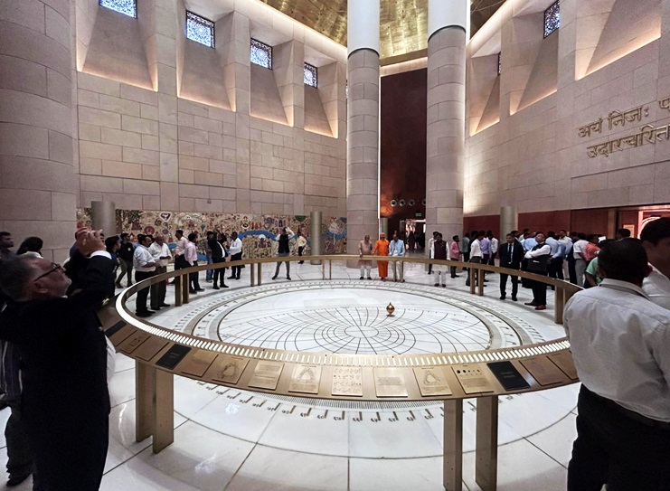 What is a Foucault’s Pendulum, hanging in the new Parliament building ...