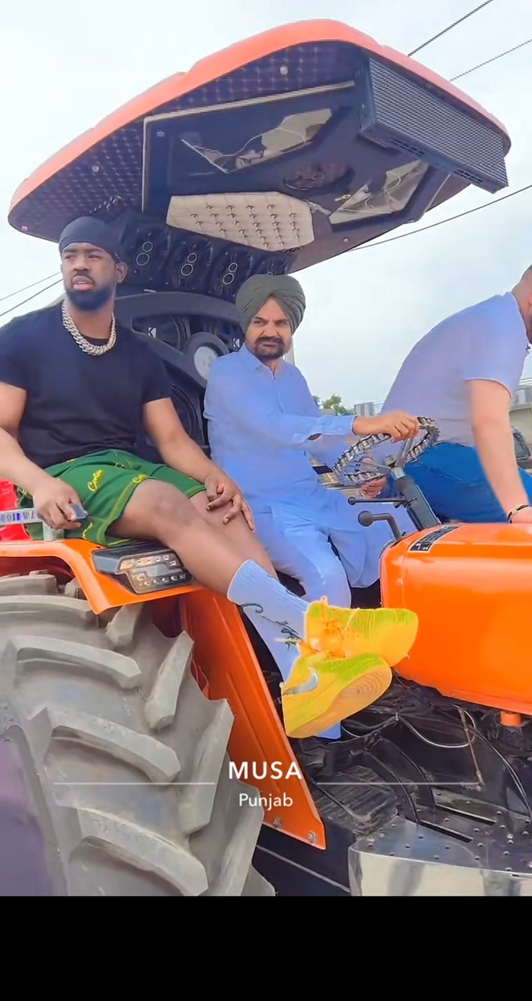 Paying homage to Sidhu Moosewala, Nigerian-British rapper Tion Wayne ...