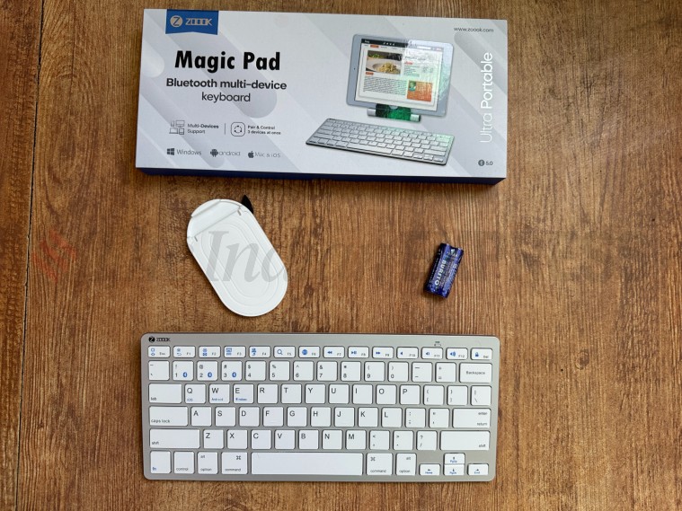 Under a thousand: Super Bluetooth keyboard and stand at a super duper ...