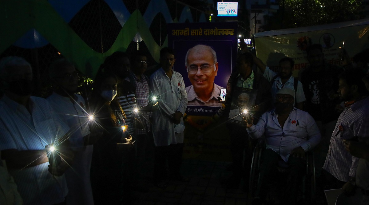 Pune Crime Files: Where is the gun used for murdering Narendra ...