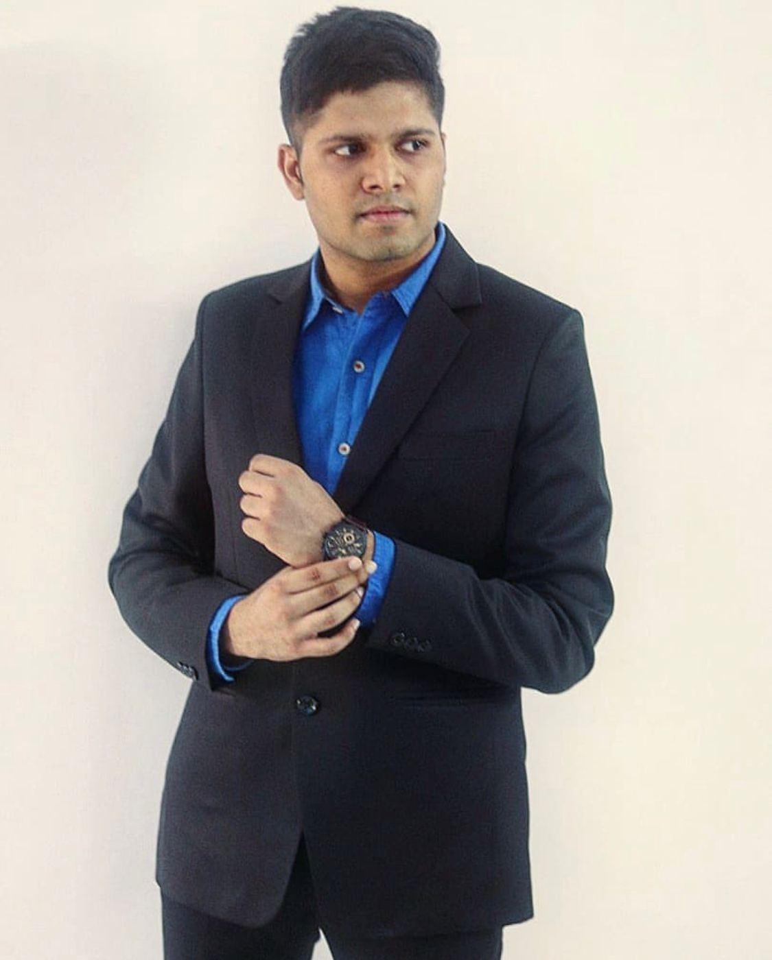 These IIT students are mentoring JEE, NEET aspirants for exam preparation through their own ...