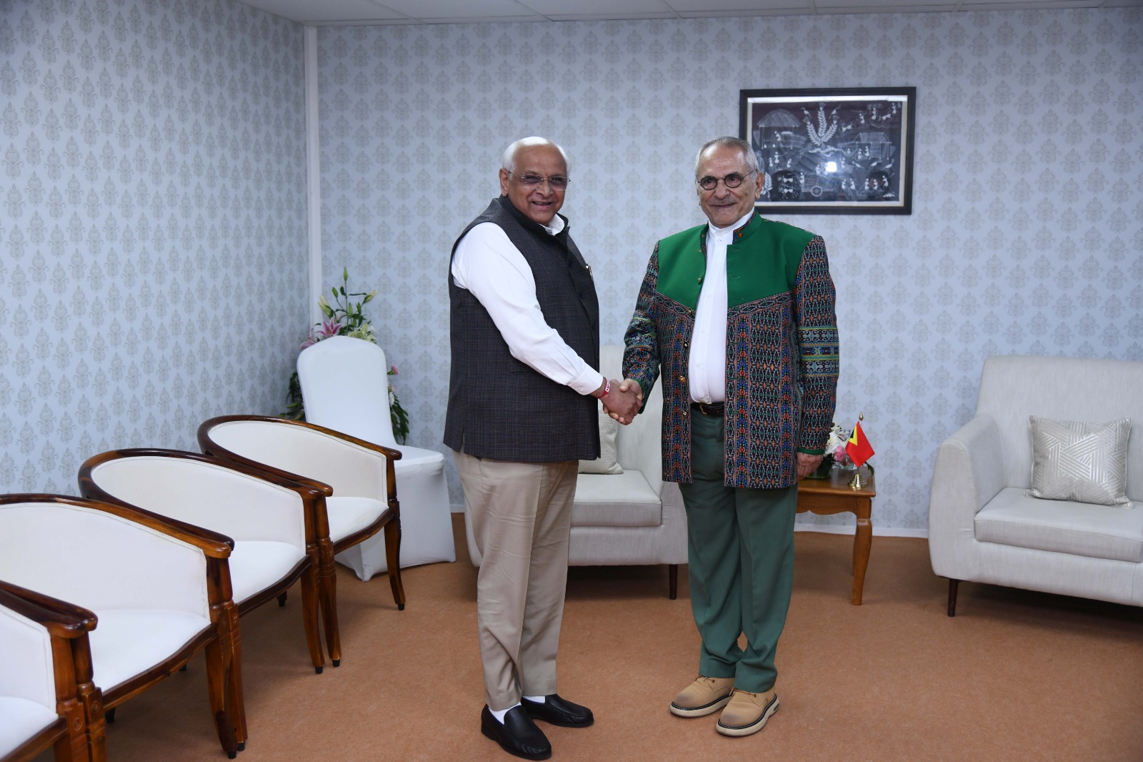 Vibrant Gujarat summit: Heads of state begin to arrive; PM Modi meets ...