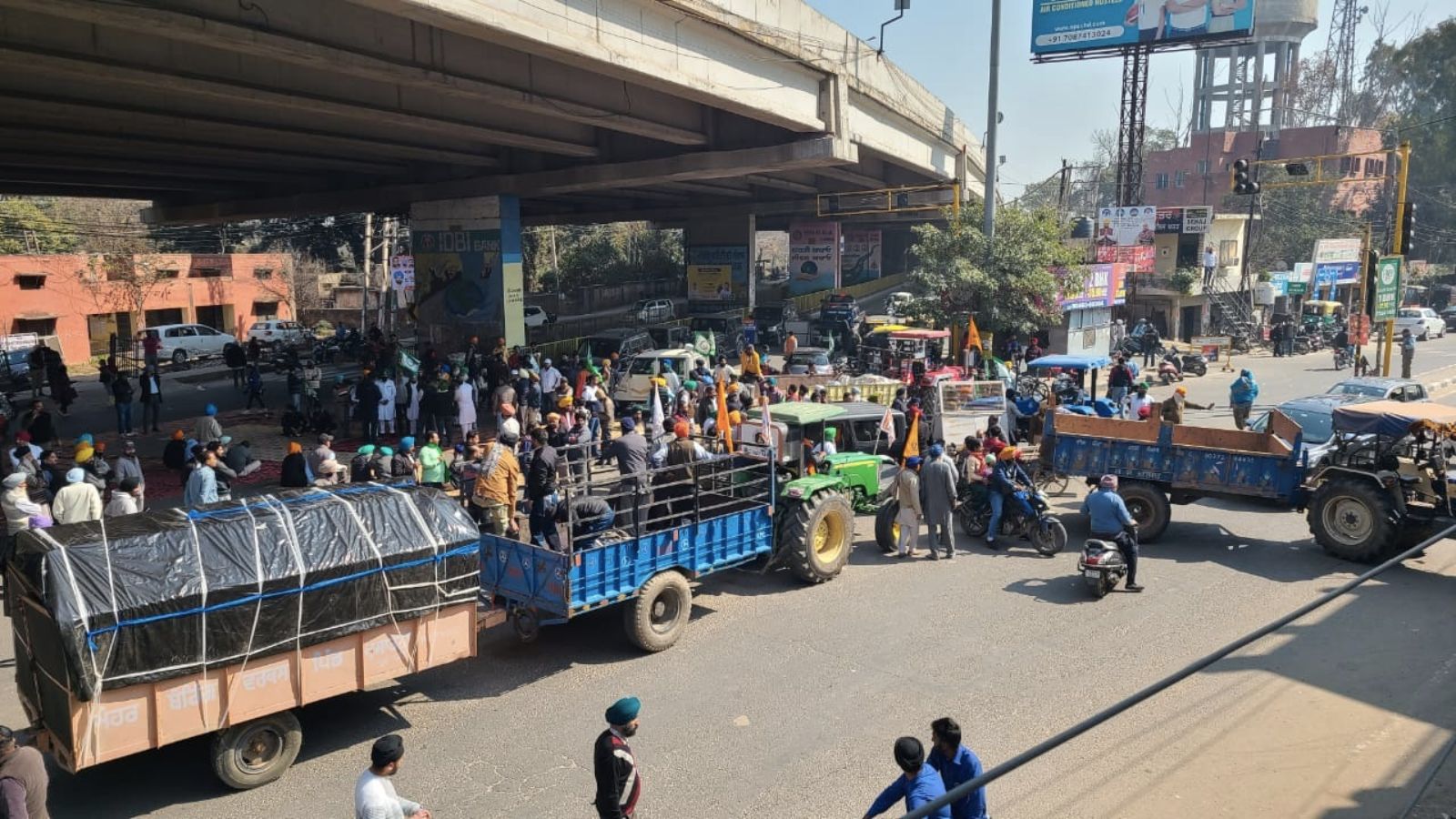 Grameen bandh today: Bus, banking services hit, roads blocked | Chandigarh News - The Indian Express