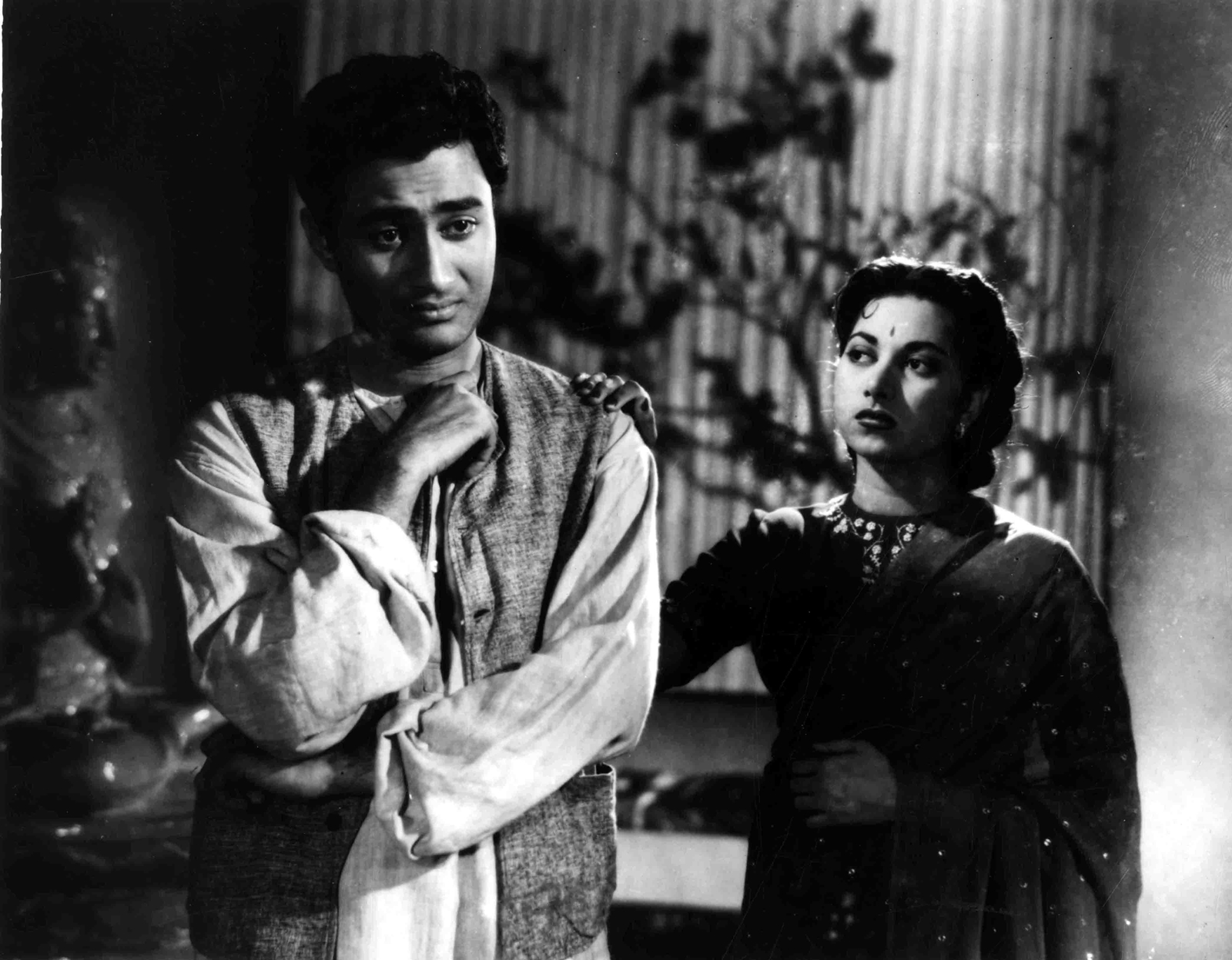 Dev Anand and his many loves: Interfaith relationships with Suraiya and Mona, one-sided love for ...