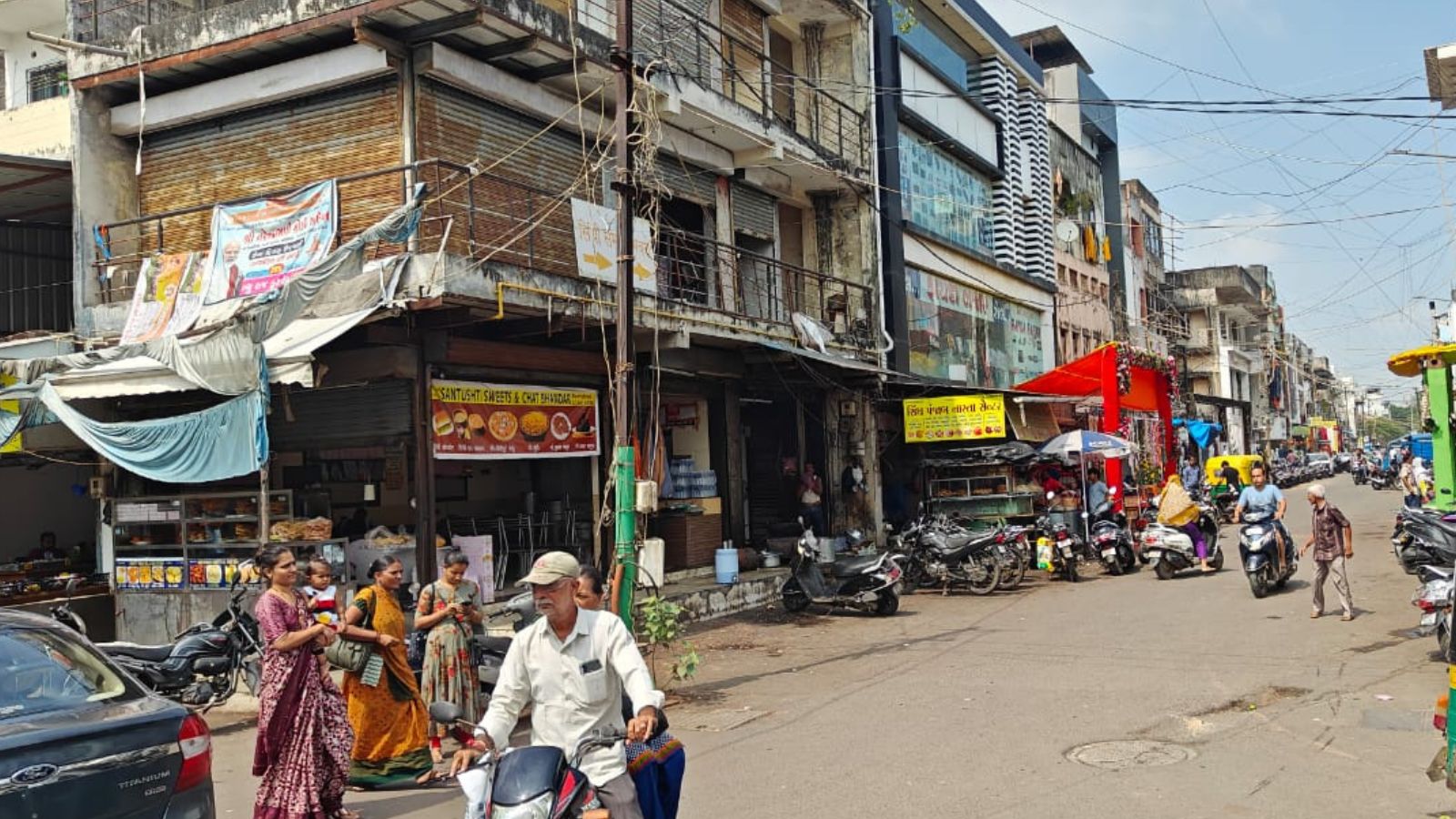 Once upon a time in Surat: Hindustan, Pakistan, Kashmir Mohallas ...