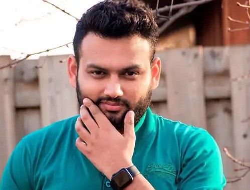 4 Indians from Gujarat die in Canada after Tesla they were travelling ...