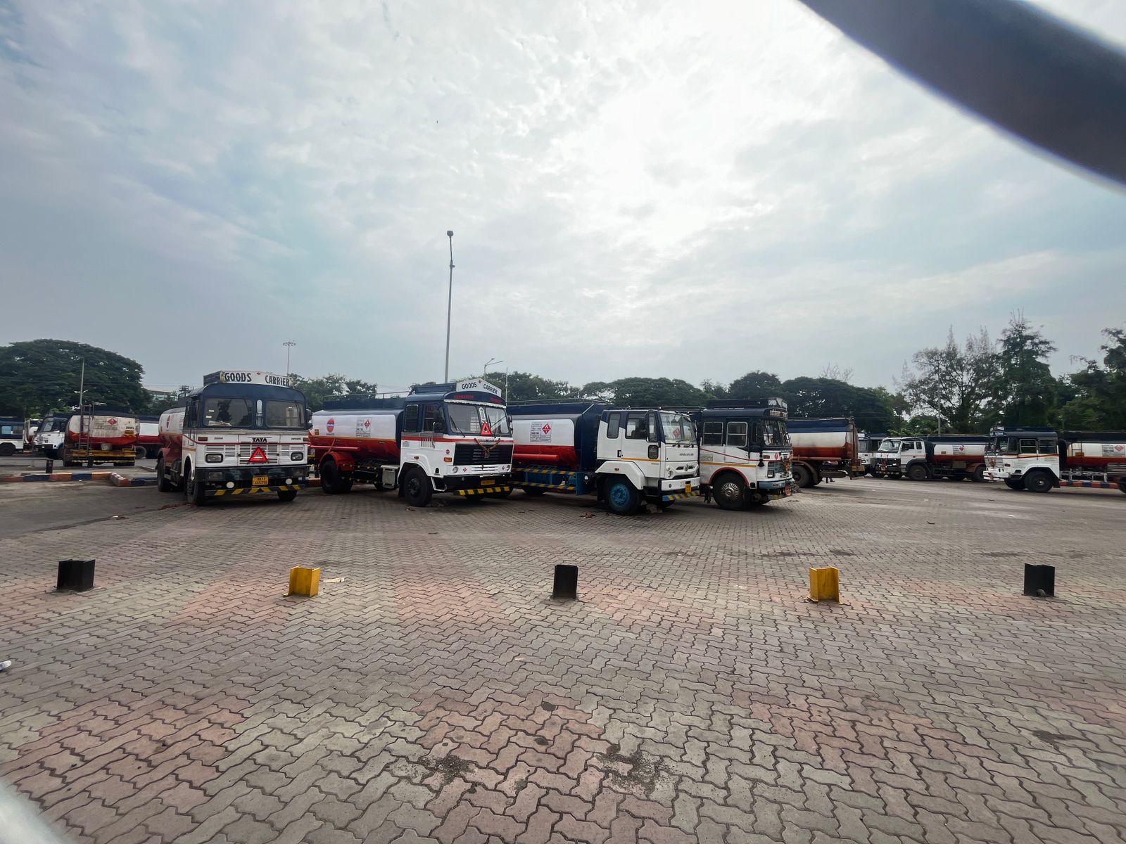 Pune petrol pump operators begin indefinite strike citing faulty tender ...