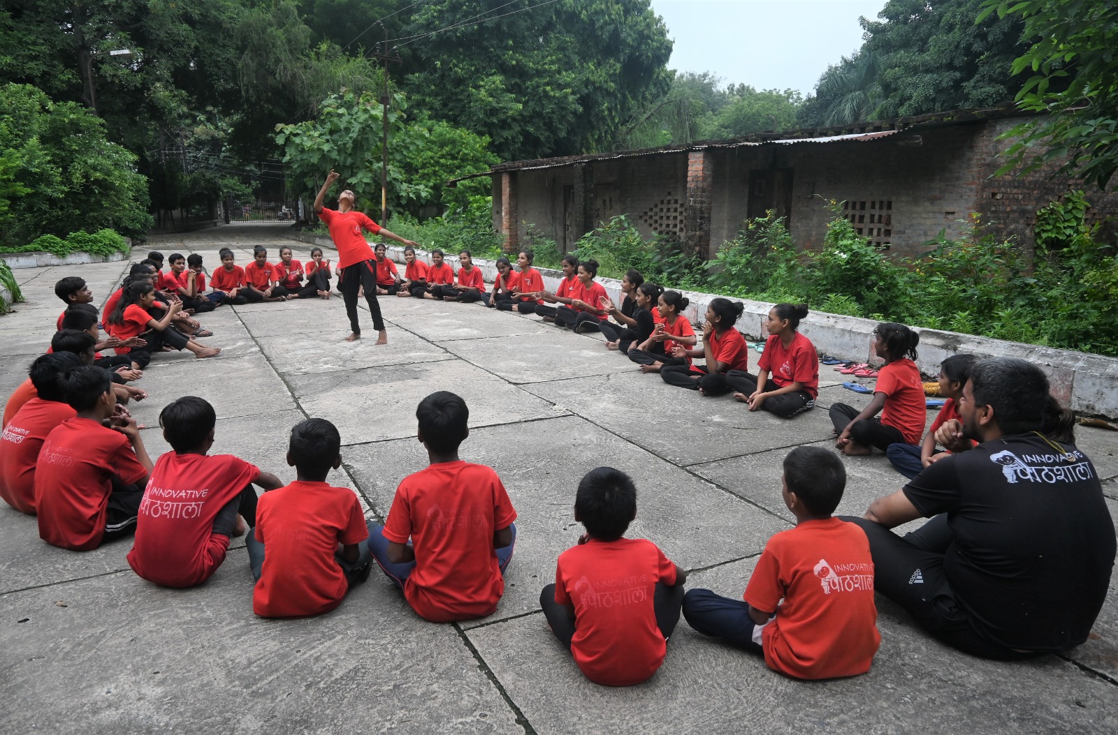 Meet the slum kids from Lucknow who recreated Sabyasachi outfits from ...