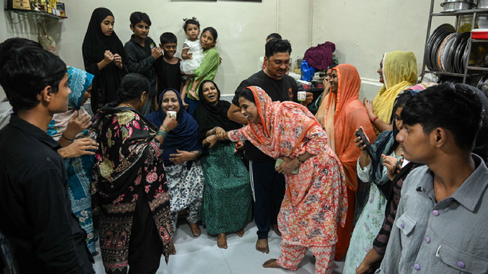 Wpl Auction Dharavis Simran Shaikh Daughter Of Wireman Fetches Rs 190 Crore Bid 