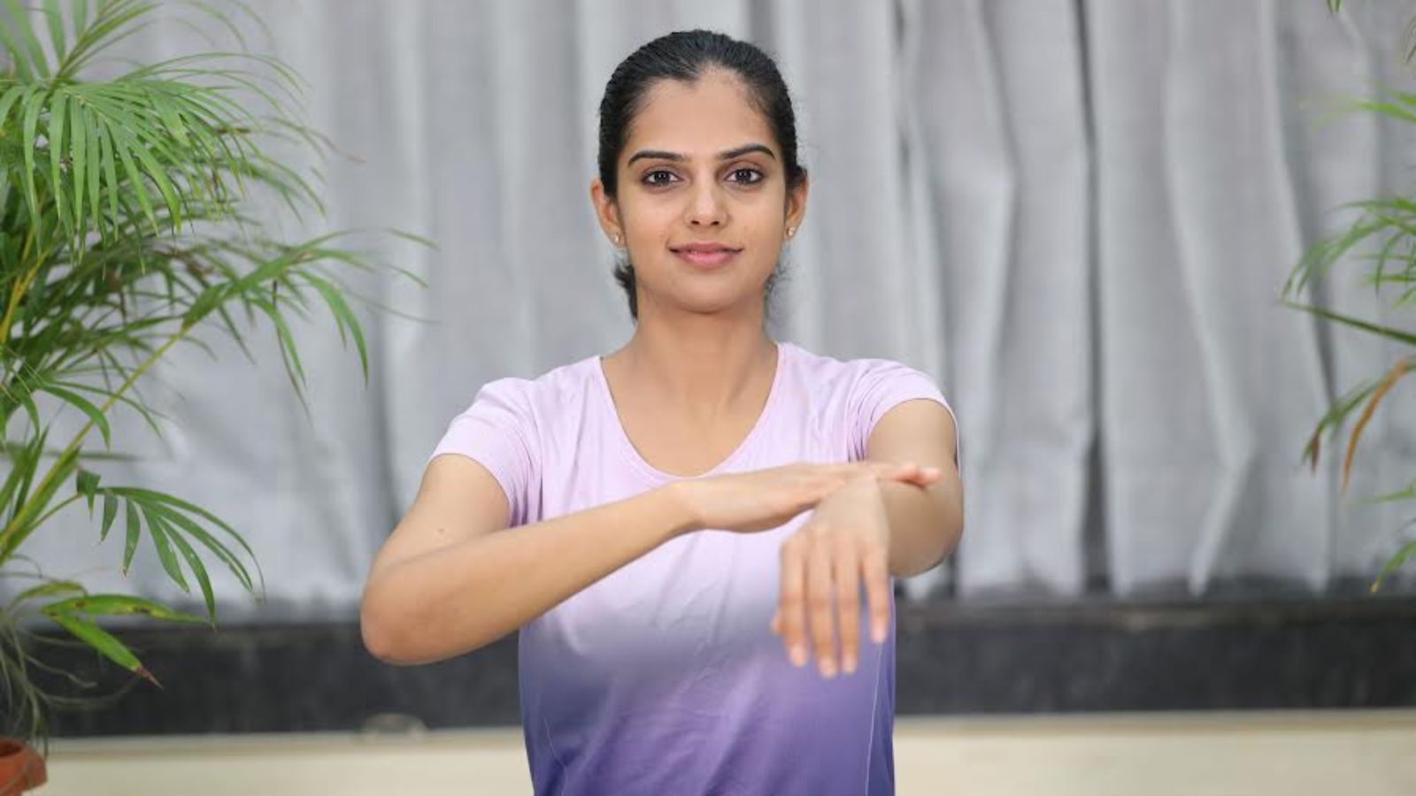 Face yoga to prevent ageing: Here are some finger-tapping routines that ...