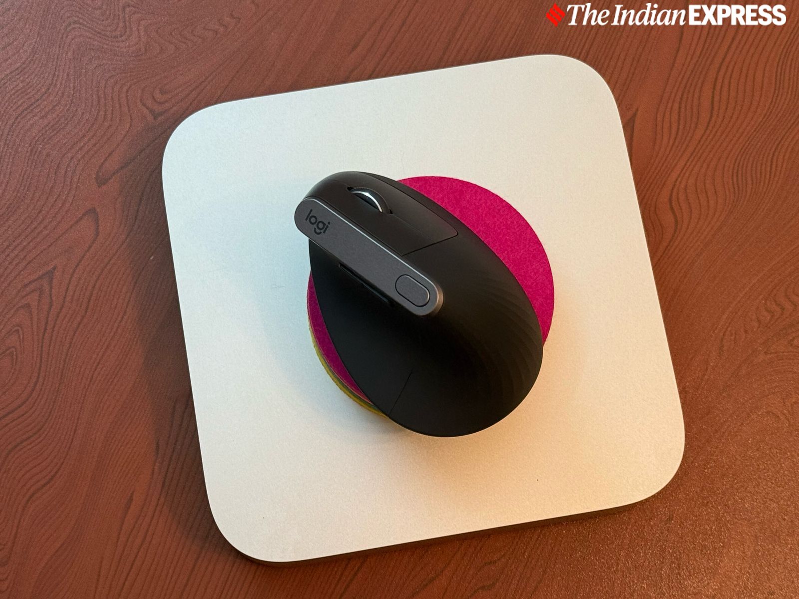 Logitech MX Vertical mouse review