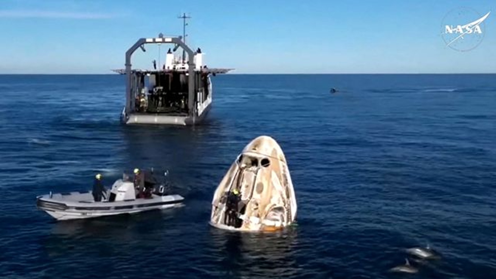 Watch: Moment when NASA astronauts Sunita Williams, Wilmore splashdown after 9-months in space ...