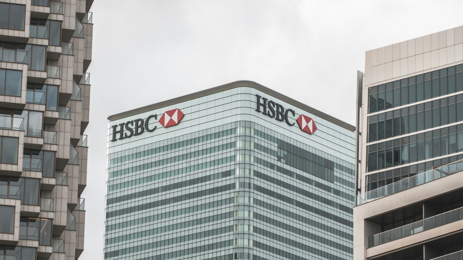 Top 10 largest banks in the world by market cap (2025)