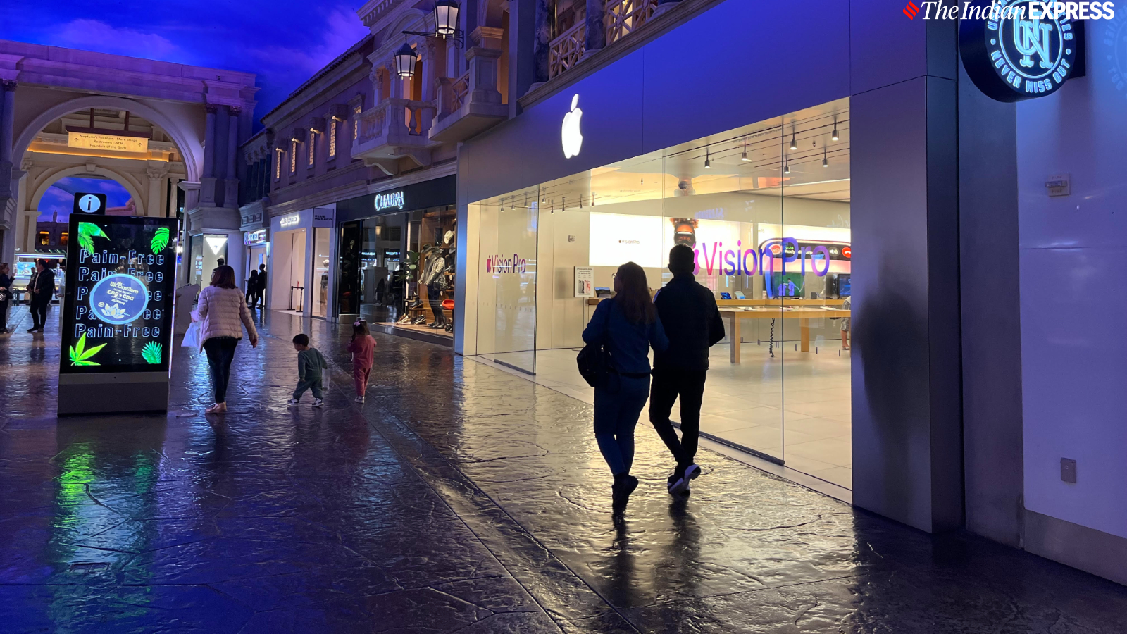 Timing to buy the iPhone: The key to avoiding bad decisions ...